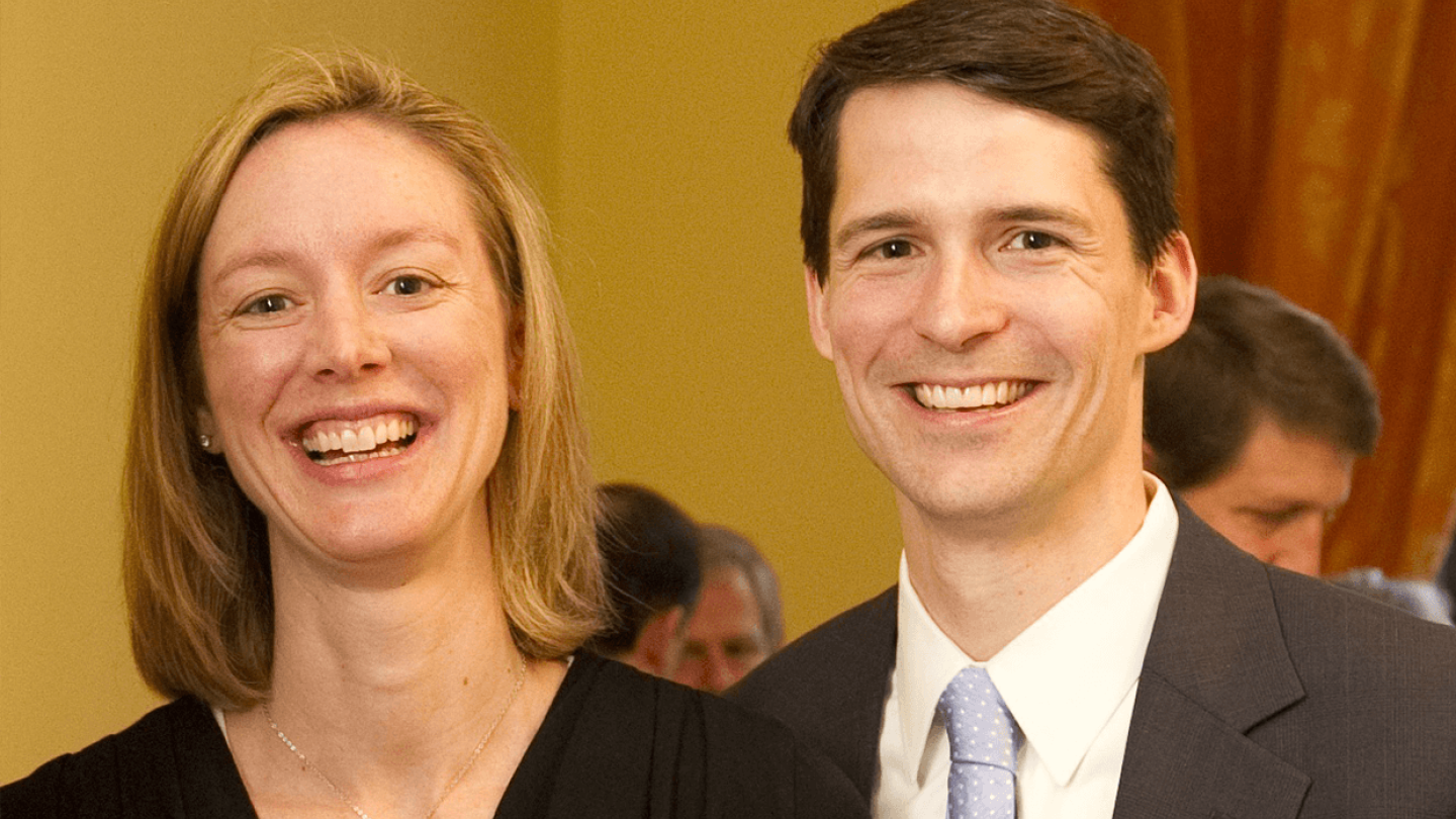 Opening doors to global finance | Queen's Alumni