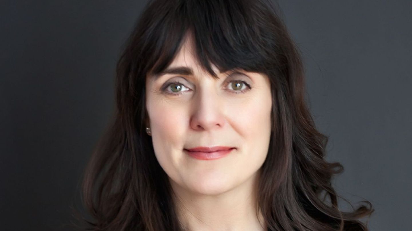 A legacy of support: How one alumna is paying it forward | Queen's Alumni