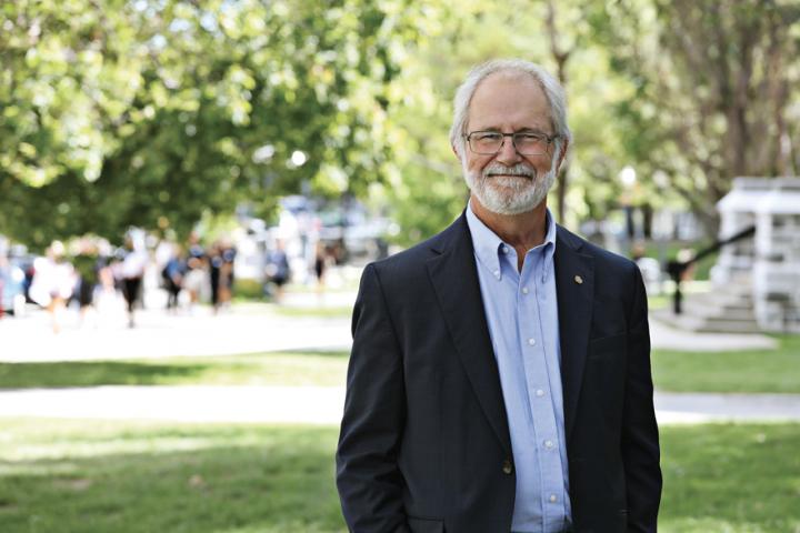Queen's Alumni Review | Queen's University