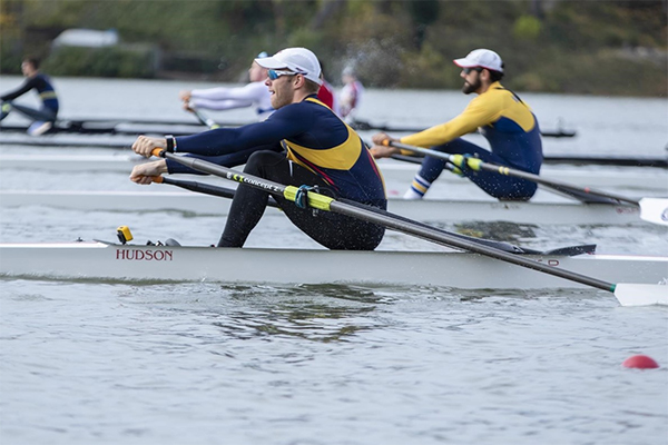 Gaels golden at rowing nationals | Queen's Gazette | Queen's University