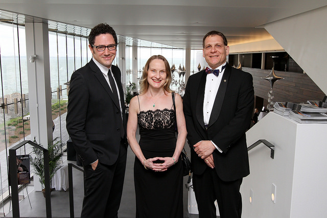 Hundreds crowd in for 'an enchanted evening' | Queen's Gazette | Queen ...