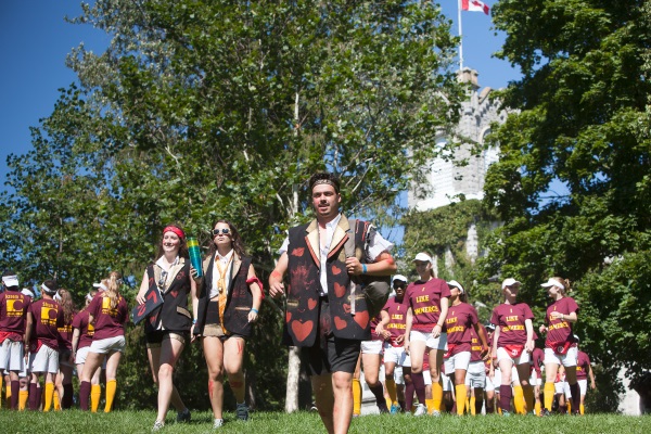 Orientation overtakes campus | Queen's Gazette | Queen's University