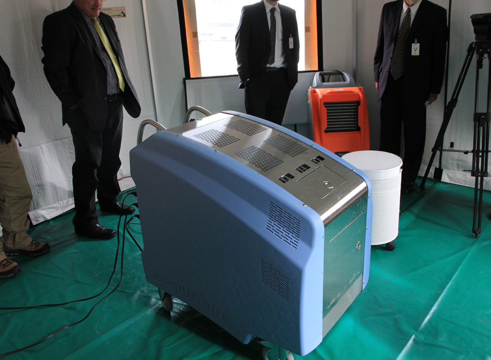 Queen's technology considered for Ebola fight | Queen's Gazette | Queen ...