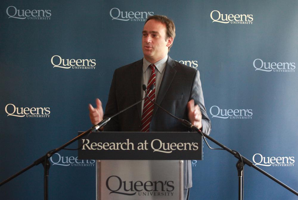 Large investment in small particles | Queen's Gazette | Queen's University