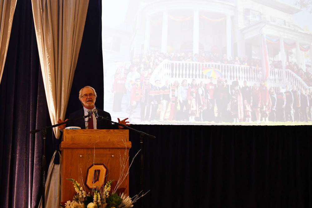 Principal’s Holiday Reception celebrates Queen’s staff and faculty ...