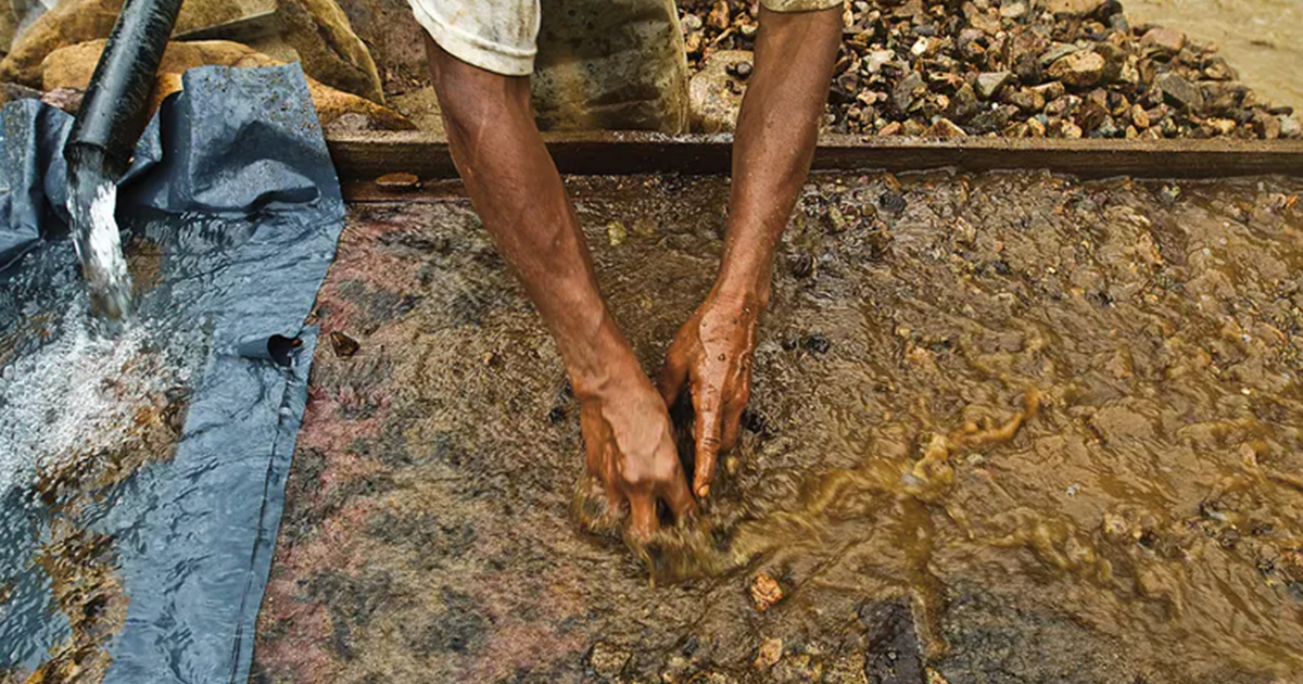 Ghana small-scale mining strategy | Queen's University Gazette