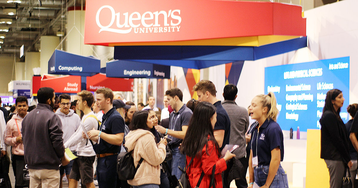 Connecting with future Queen’s students | Queen's Gazette | Queen's ...