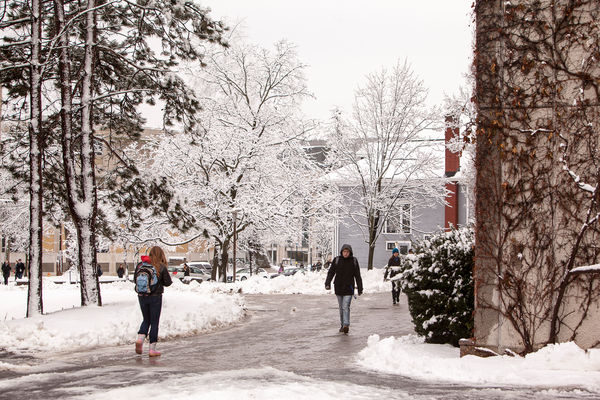 Responding to winter weather | Queen's Gazette