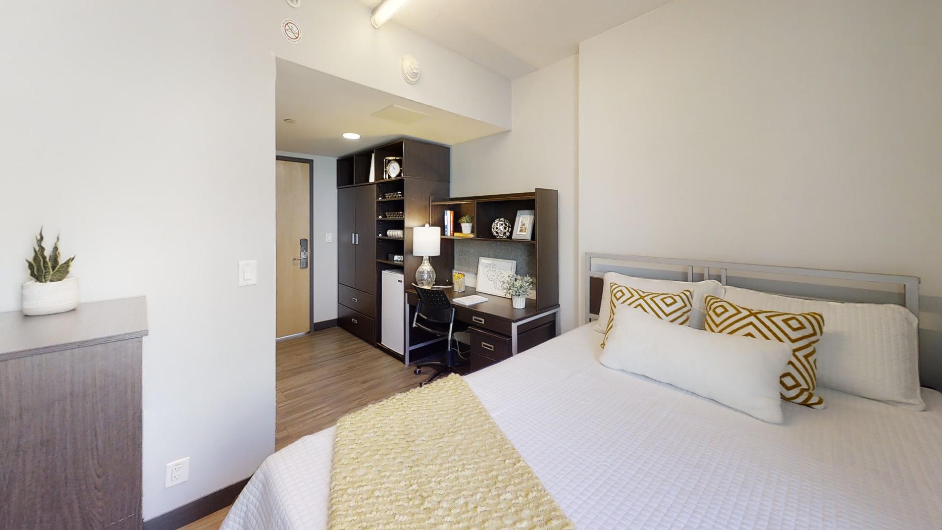 Brant House | Residence