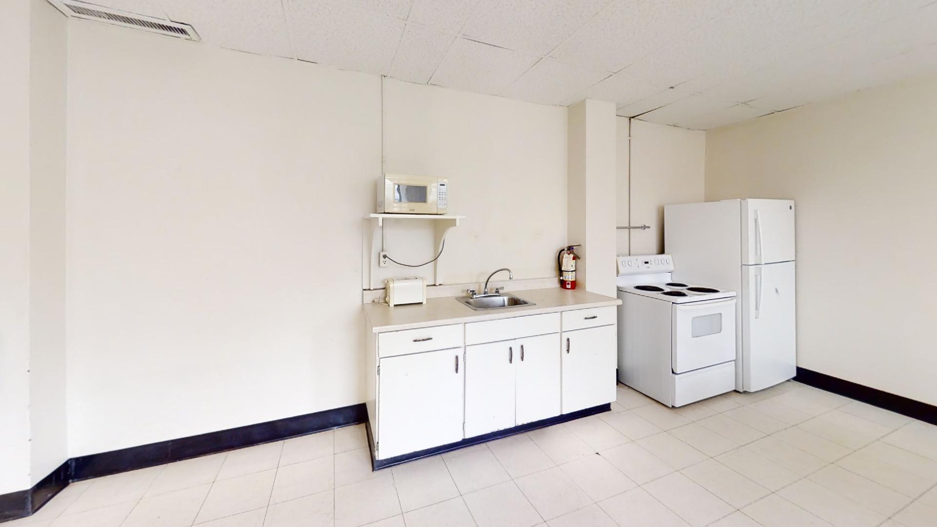 Leonard Hall | Residence