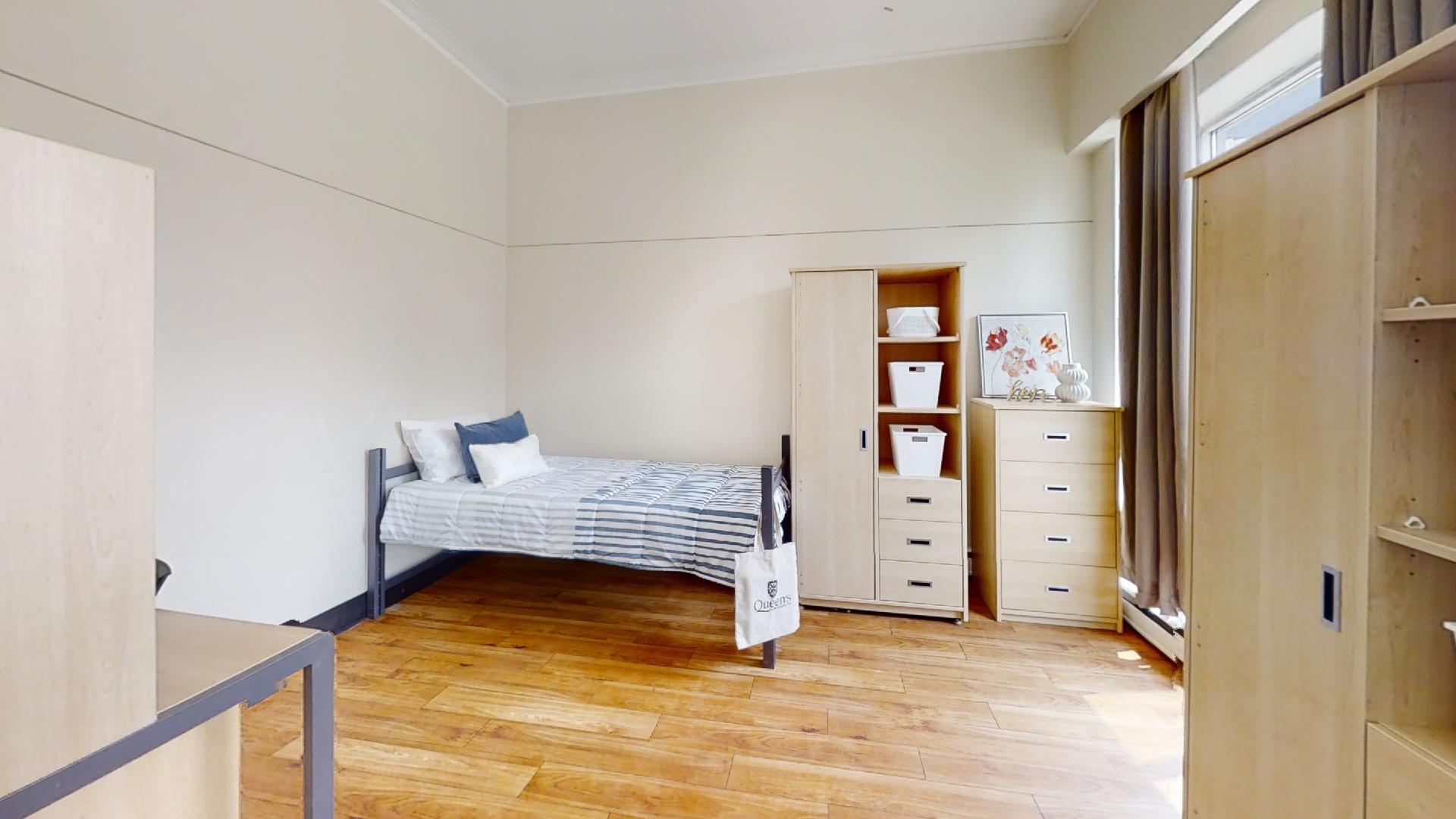 Leonard Hall | Residence