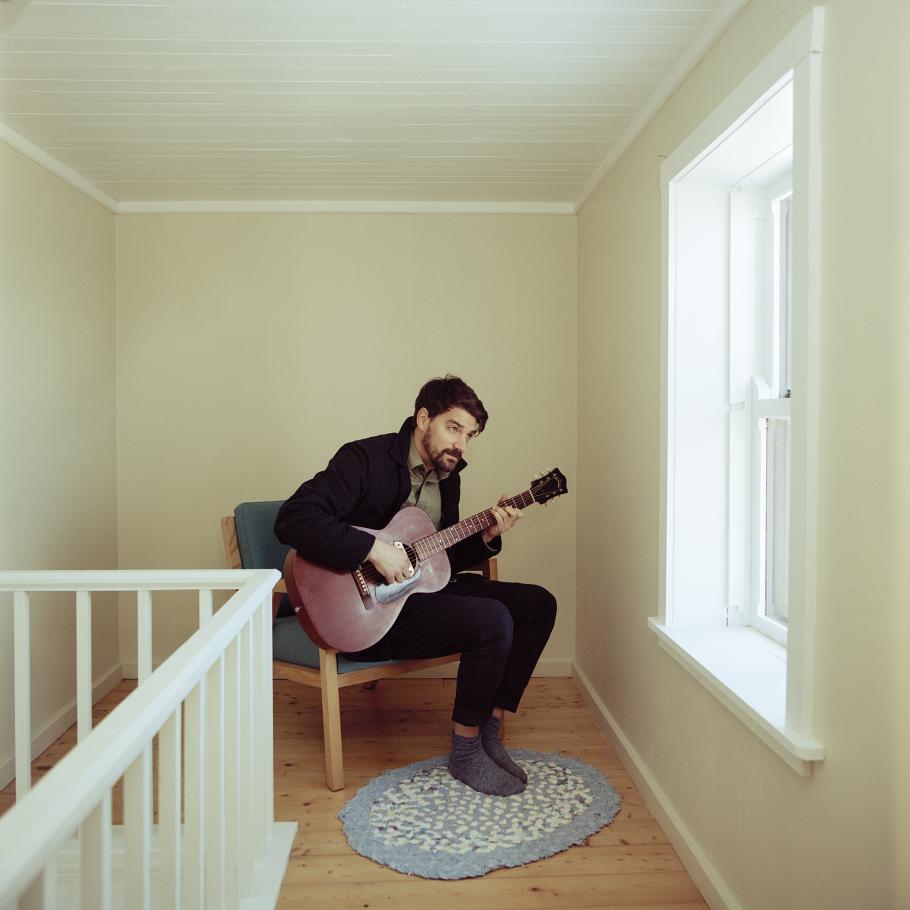 Tim Baker – Along The Mountain Road – 2023 Solo Tour with special guest ...